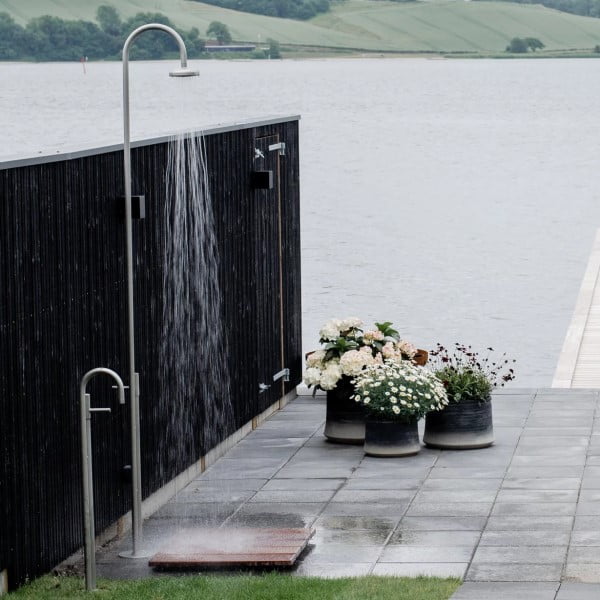 Sturtur - inni og útsturtur - allt fyrir sturtuna og baðherbergið